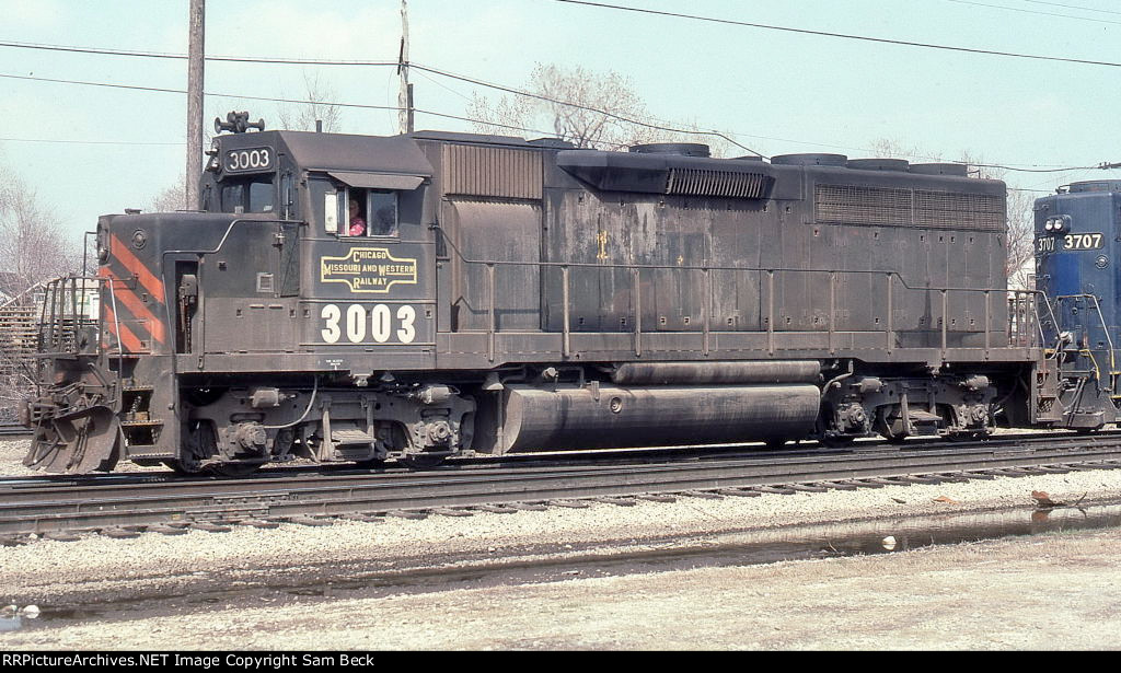 CMNW 3003--GP40